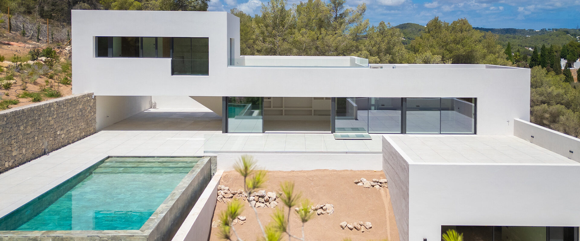 Elegant Turnkey Villa with Golf Course Views in Roca Llisa - CW Group